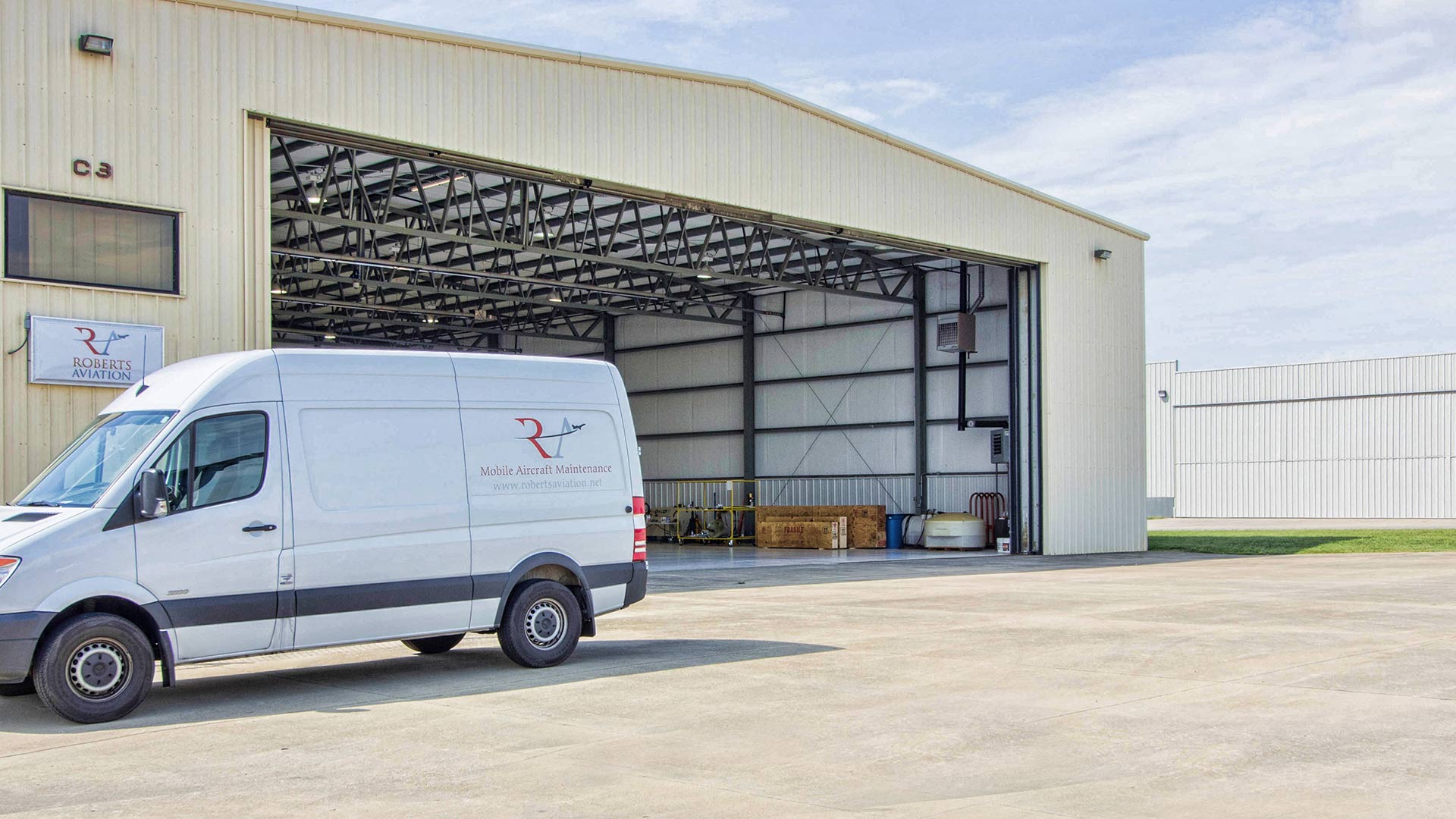 Roberts Aviation | Cincinnati, Ohio and St. Augustine, Florida