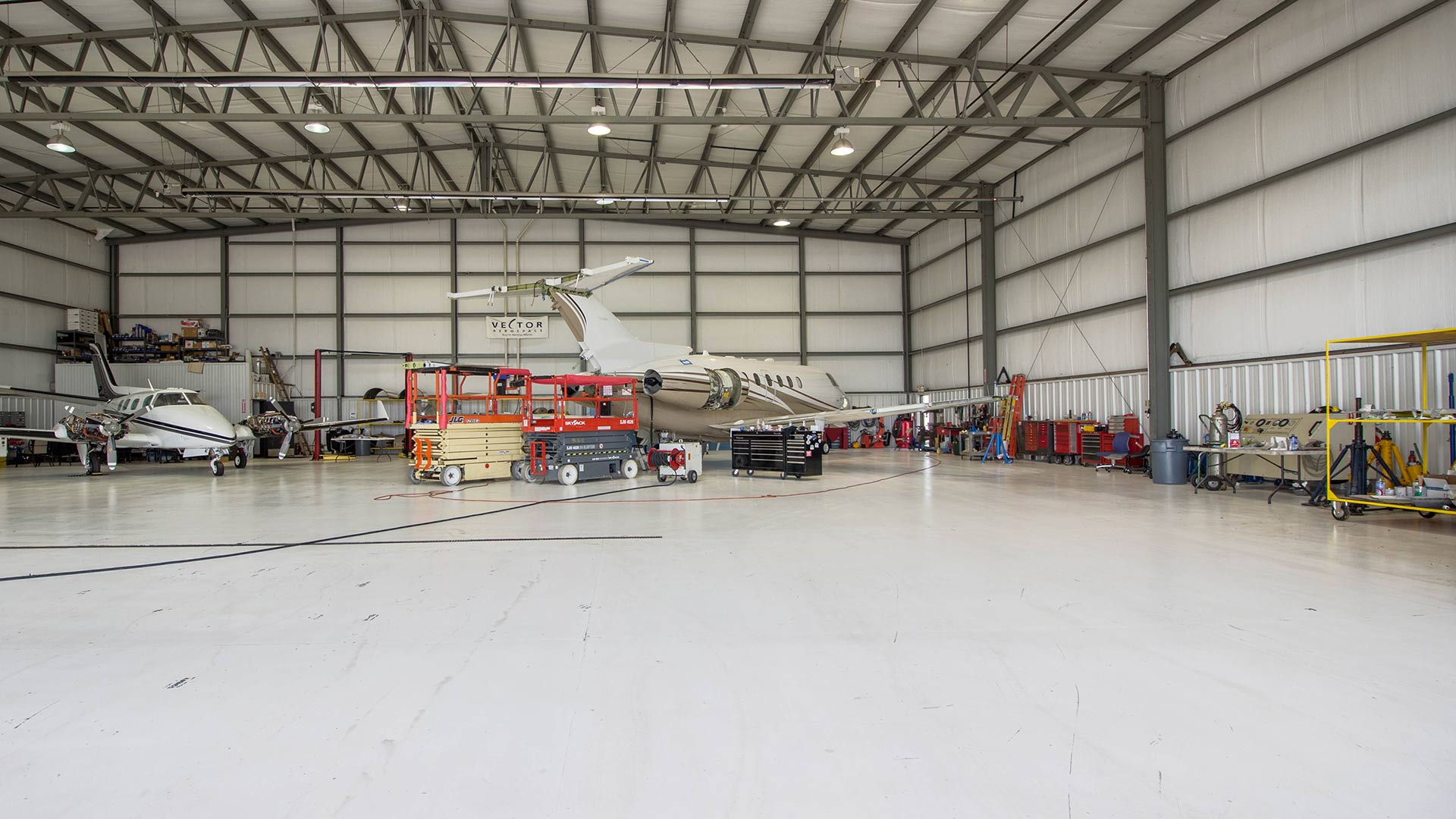 Roberts Aviation | Cincinnati, Ohio and St. Augustine, Florida